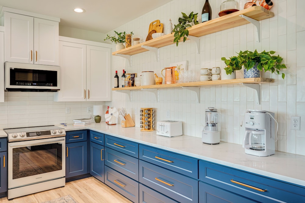 Walk To Beach: Pcb Retreat W/ Heated Pool! - Panama City Beach, FL