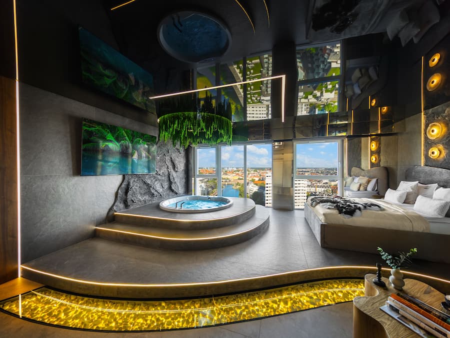 Apartamento Elite, banheira de hidromassagem grande | Sala de estar | TV de ecrã plano, piso aquecido