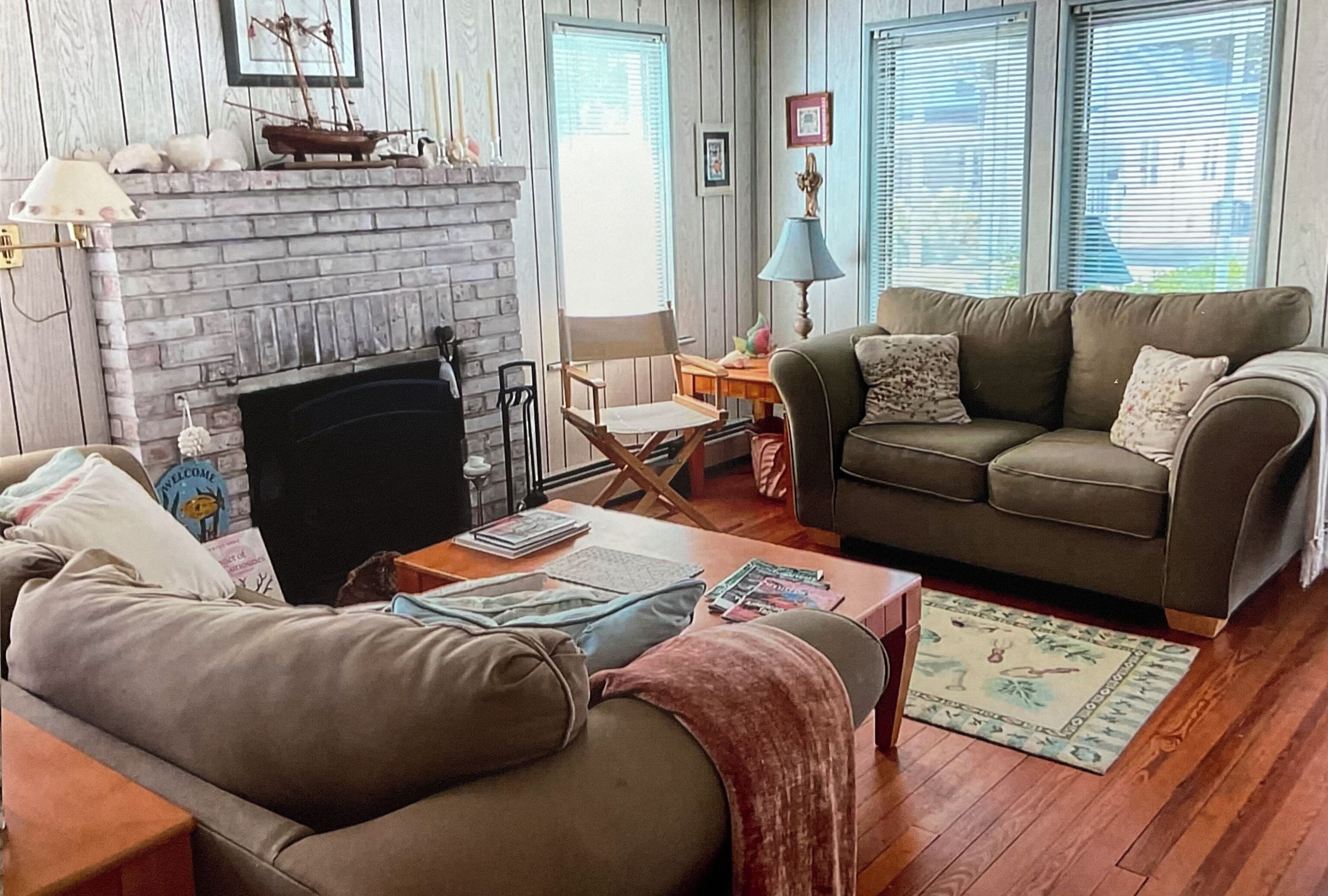 Nana's Cottage - Charming 1930's 2 Bd. Walk To The Beach! - Dewey Beach, DE