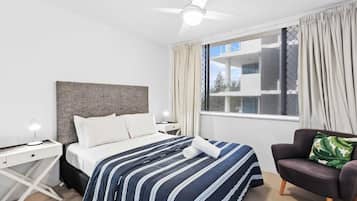 Apartamento, 2 quartos, vista para o mar | Com decoração personalizada, com mobília individualizada