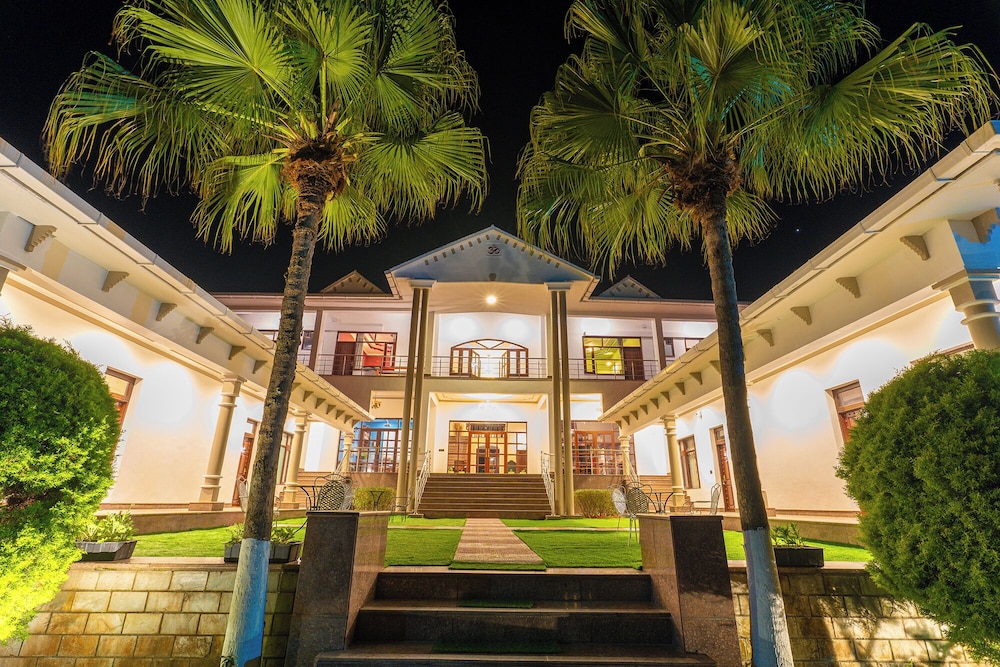 Seclude Tea Estate Palampur - Punjab