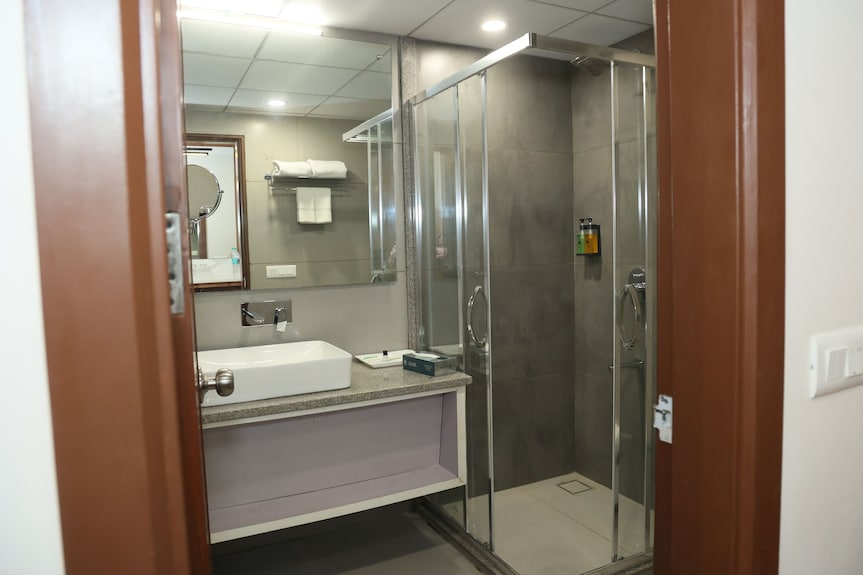 Chic Hotel In Marvelous Manesar With Fitness Room, Ac, Wifi - Manesar