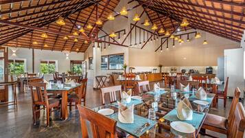Pequeno-almoço tipo buffet diário incluído
