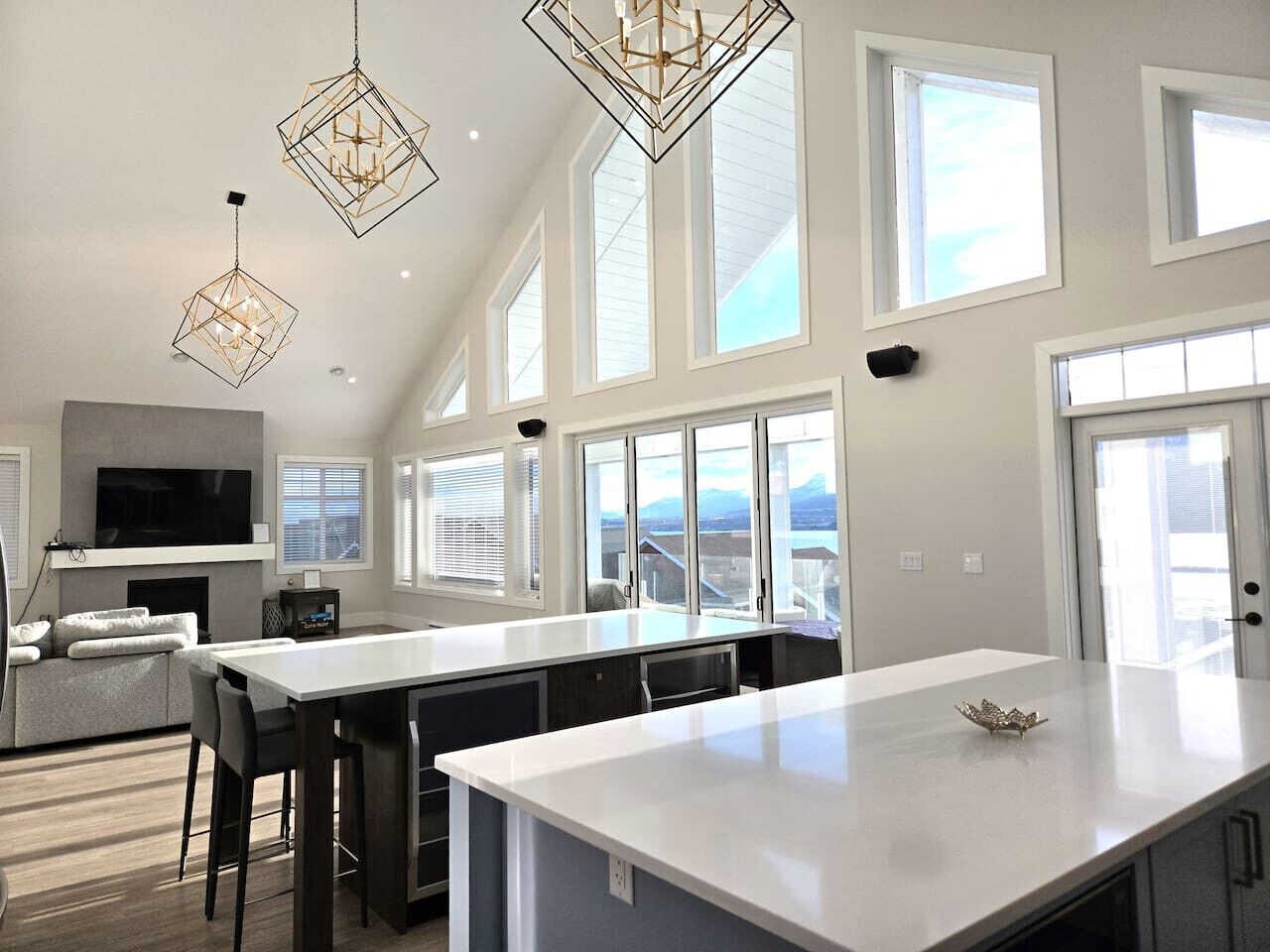 Sky-view Cottage - 5 Bedroom View Home 265 - Osoyoos
