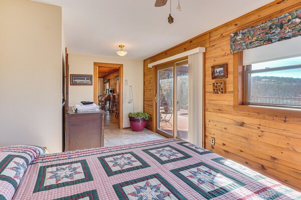 Table Rock Lake Cabin W/ Waterfront Views! - Table Rock Lake