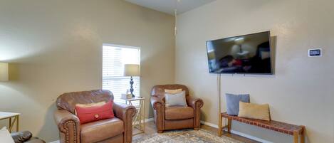 Apartamento (3 Bedrooms) | Sala de estar