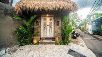 Entrada do alojamento