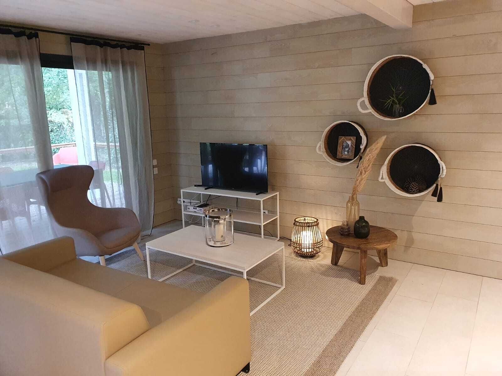 Grand Chalet Au Calme De La Forêt - Lacanau