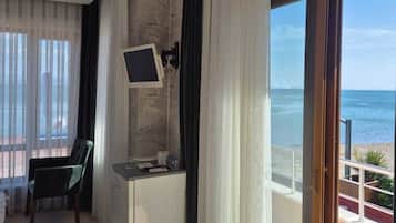 Quarto casal ou duplo standard, vista para o mar | Wi-Fi de cortesia