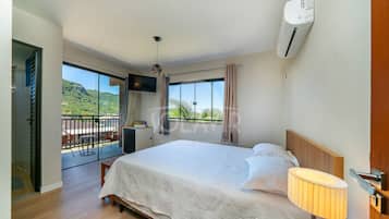 Quarto casal | 1 quarto, Wi-Fi de cortesia