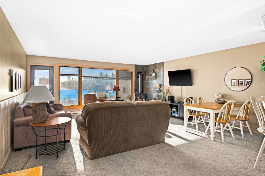 Cozy Lake Home In Two Harbors Mn - Gooseberry Falls State Park, Two Harbors