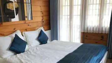 Economy Double Room with shared Bathroom | Wi-fi grátis