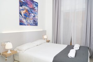 Apartamento Básico | Ferro/tábua de engomar, Wi-fi grátis 