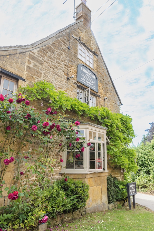 The Ebrington Arms - Chipping Campden