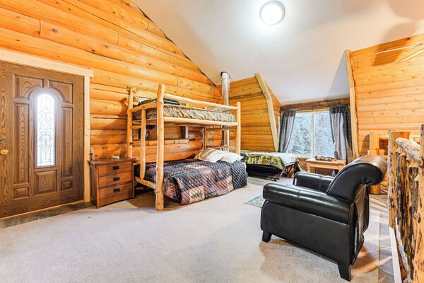 3 Mi To Kenai River: Secluded Sterling Cabin! - Alaska