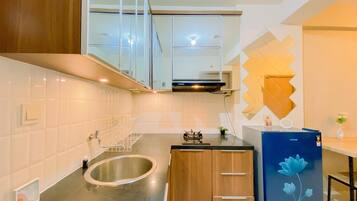 Apartamento Standard, 1 quarto (Apartment) | Cozinha privada | Um frigorífico