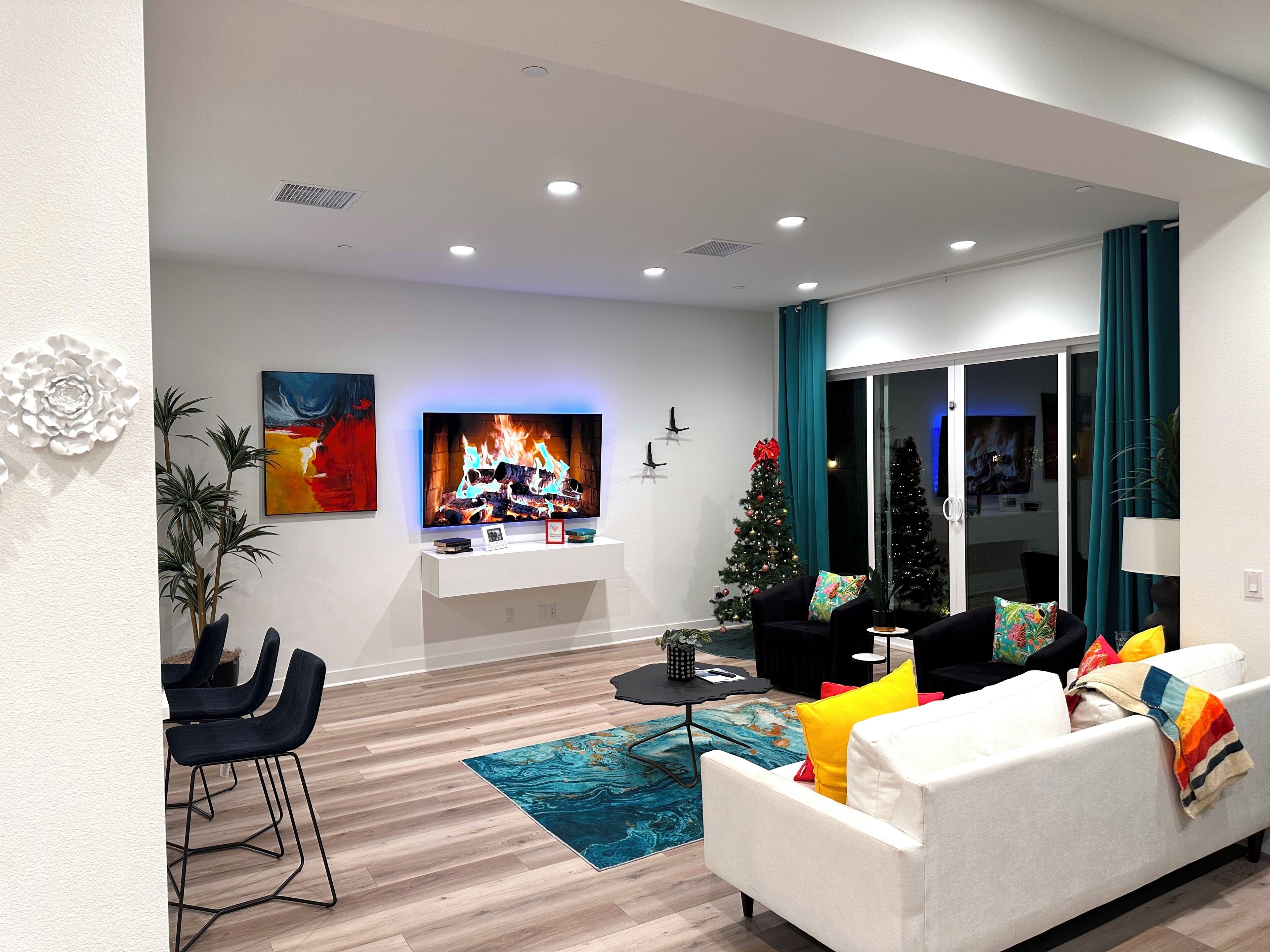 Designer Palm Springs Escape  Heated Pool  Ev  10 Mins To Dt - Palm Springs, CA