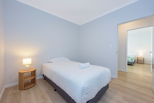 5 O Clock Somewhere - Busselton