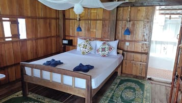 Cofres nos quartos, escrivaninha