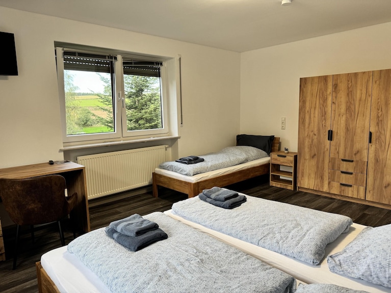 Comfortable Vacation Apartment (95sqm) With 3 Bedrooms - Neunburg vorm Wald