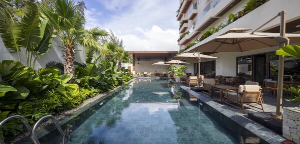 Iconic Long Hai Hotel - Long Hải