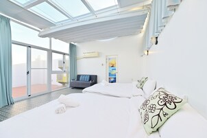 Quarto Quádruplo Deluxe | Com decoração personalizada 