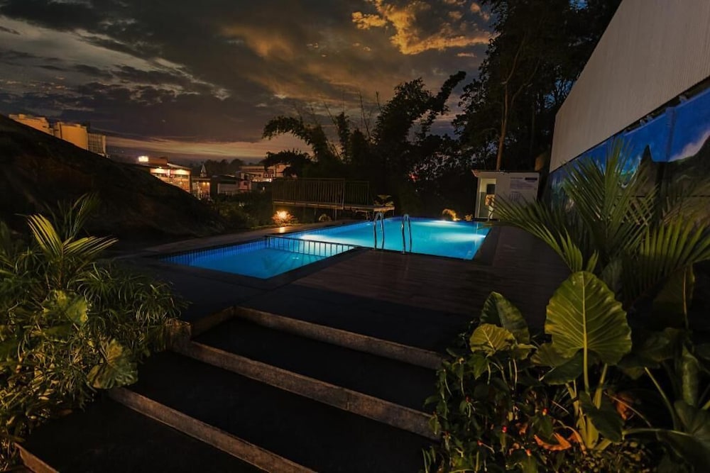 Holidays Garden Resort - Wayanad