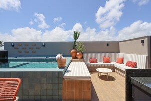 Apartamento | Piscina | 6 piscinas exteriores, toldos gratuitos, guarda-sóis 