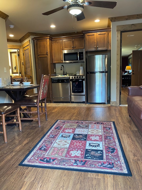 Cozy Grand Villa 1 Bedroom Resort In Fantastic Branson - Branson, MO