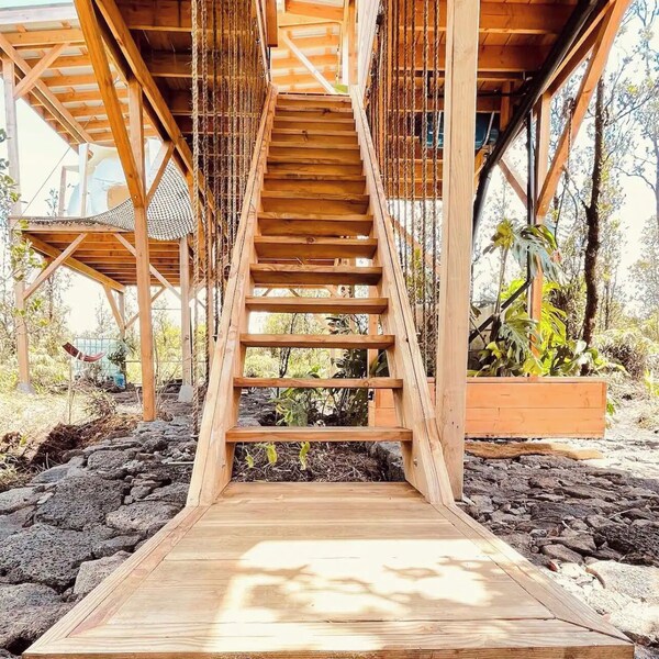 Hawaiian Treehouse, Peaceful Glamping Retreat - Hawaï