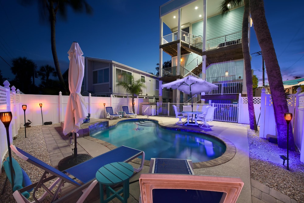 Bluewaters Resort - Fort Myers Beach, FL