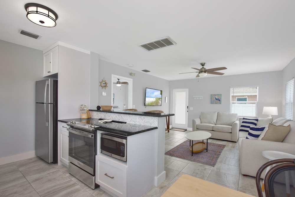 Casa Azul B - Fort Myers Beach, FL