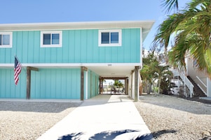 Casa, várias camas (Endless Tides 2) | Exterior