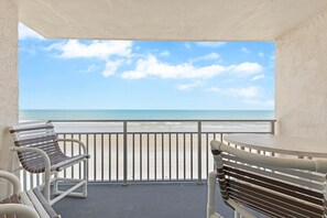 Apartamento em Condomínio Fechado, várias camas (Sea Coast Gardens III 203) | Terrenos do alojamento