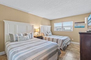 Apartamento em Condomínio Fechado, várias camas (Southwind 503)