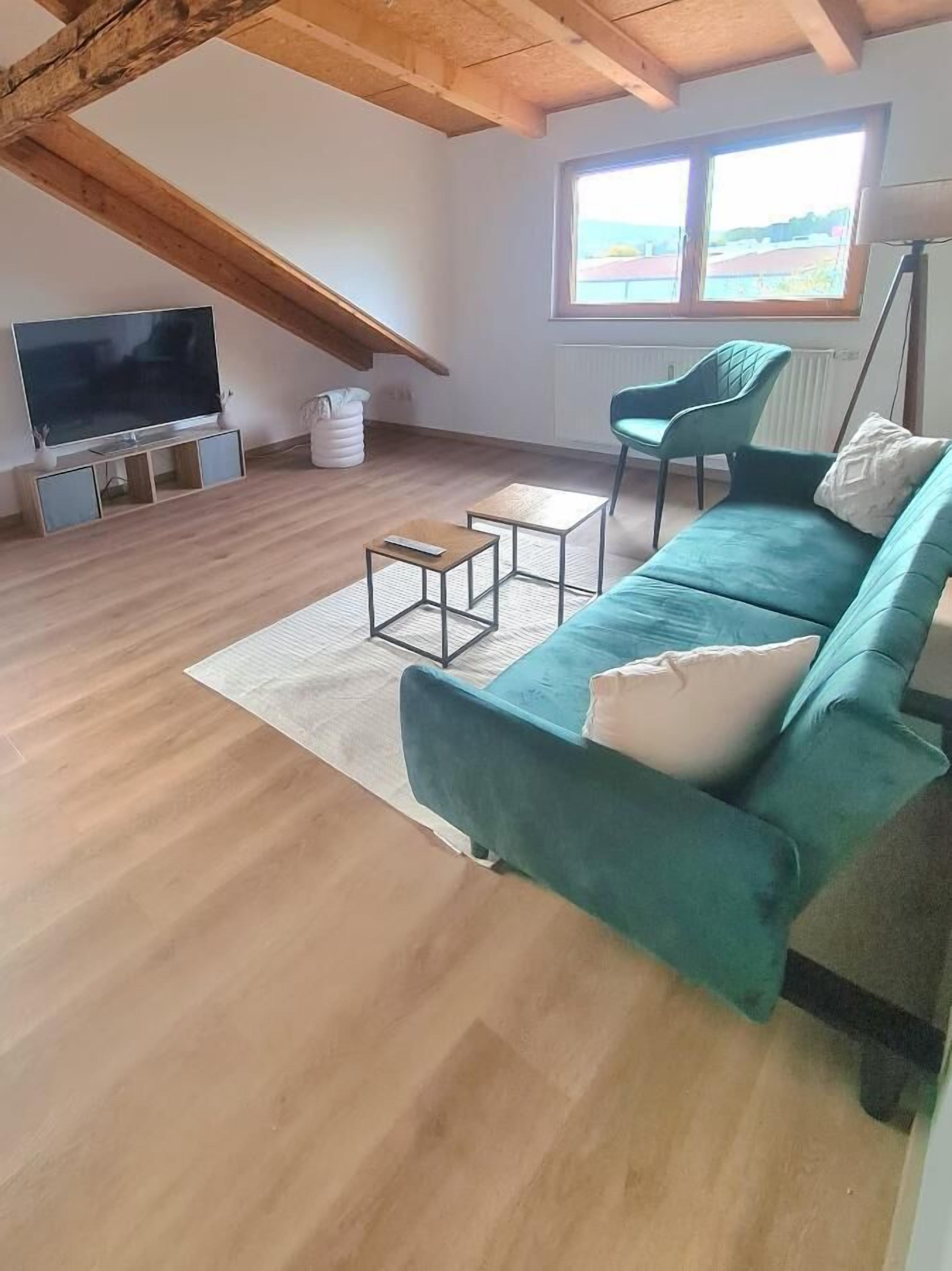 Spacious 75 Sqm Vacation Apartment With A Light-flooded Atmosphere - Bad Staffelstein