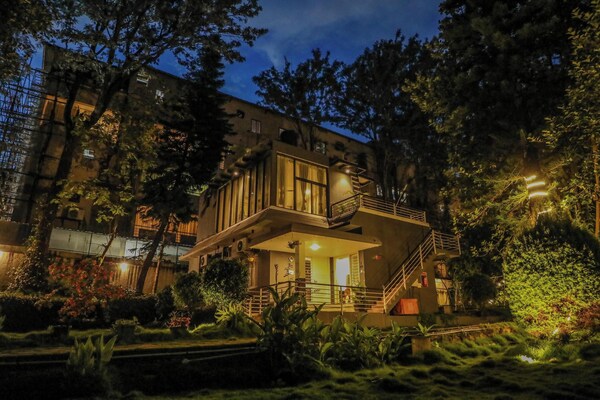 Thavika Silverwood Residence Yelagiri - Yelagiri