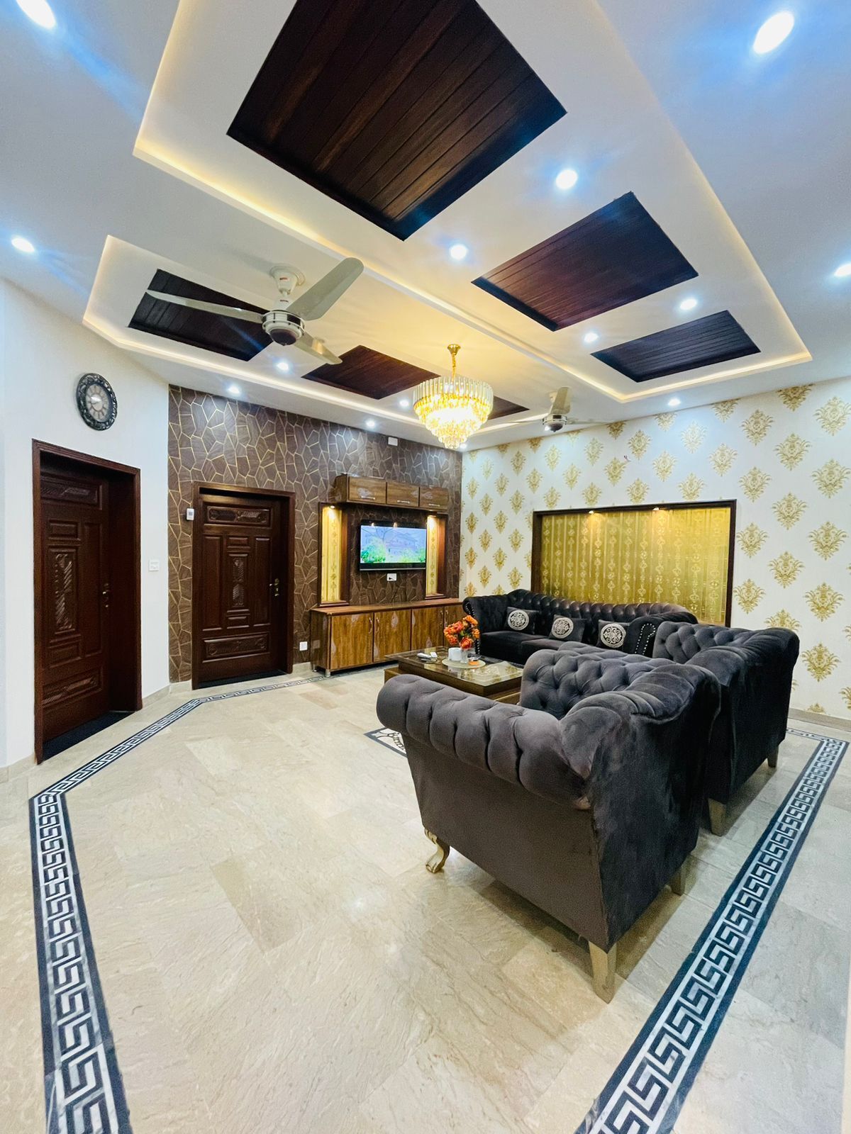 6-bedroom Entire Home In Lavish Area Of Lahore - 拉哈爾