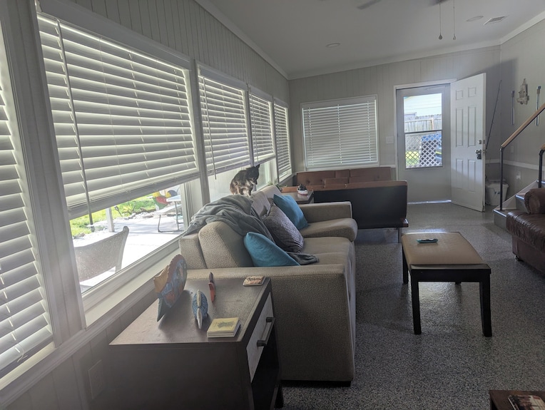 Free Boat To Use-fish From The Tiki Outback-dock Your Boat On Canal-pets Ok-4 Br - Lake Broward, FL