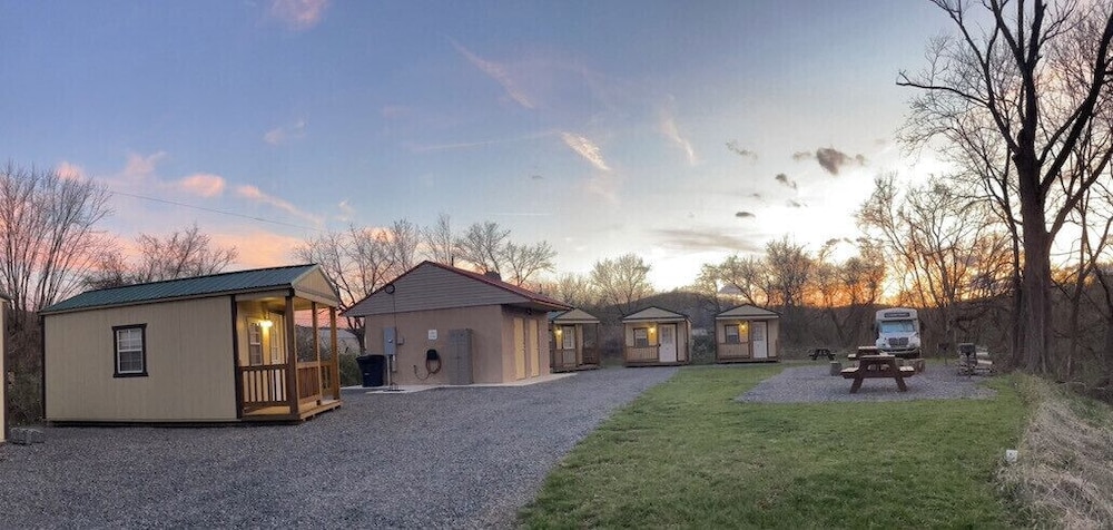 Canal Cabins - Cacapon Resort State Park, Berkeley Springs
