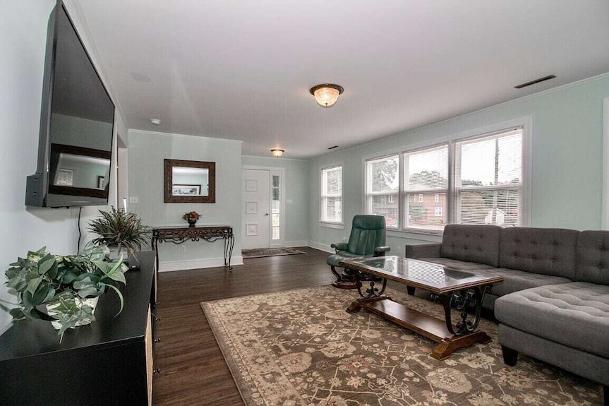 Charming 4-bedroom House With Ac And Wifi In Delightful Troutman - ステーツビル, NC