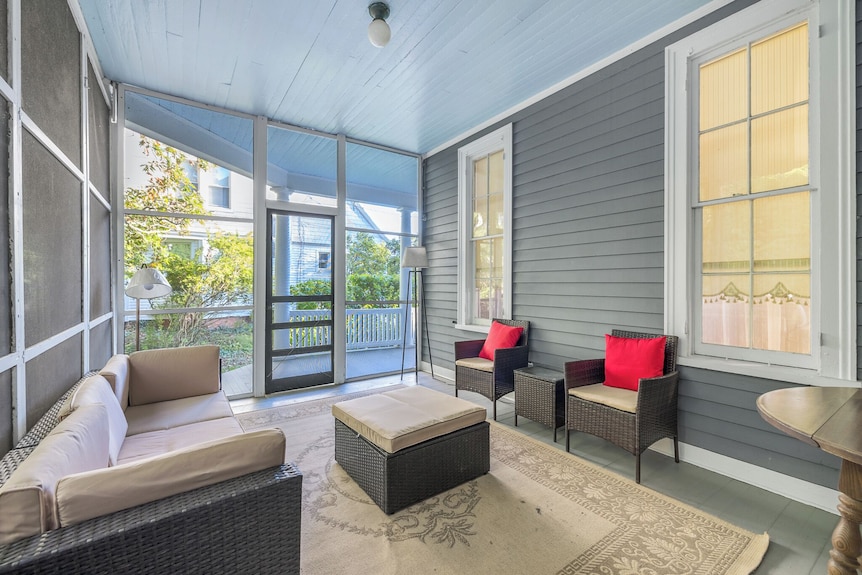 Your Charming 4br Retreat Home Minutes From Casino Excitement! - Norwich, CT