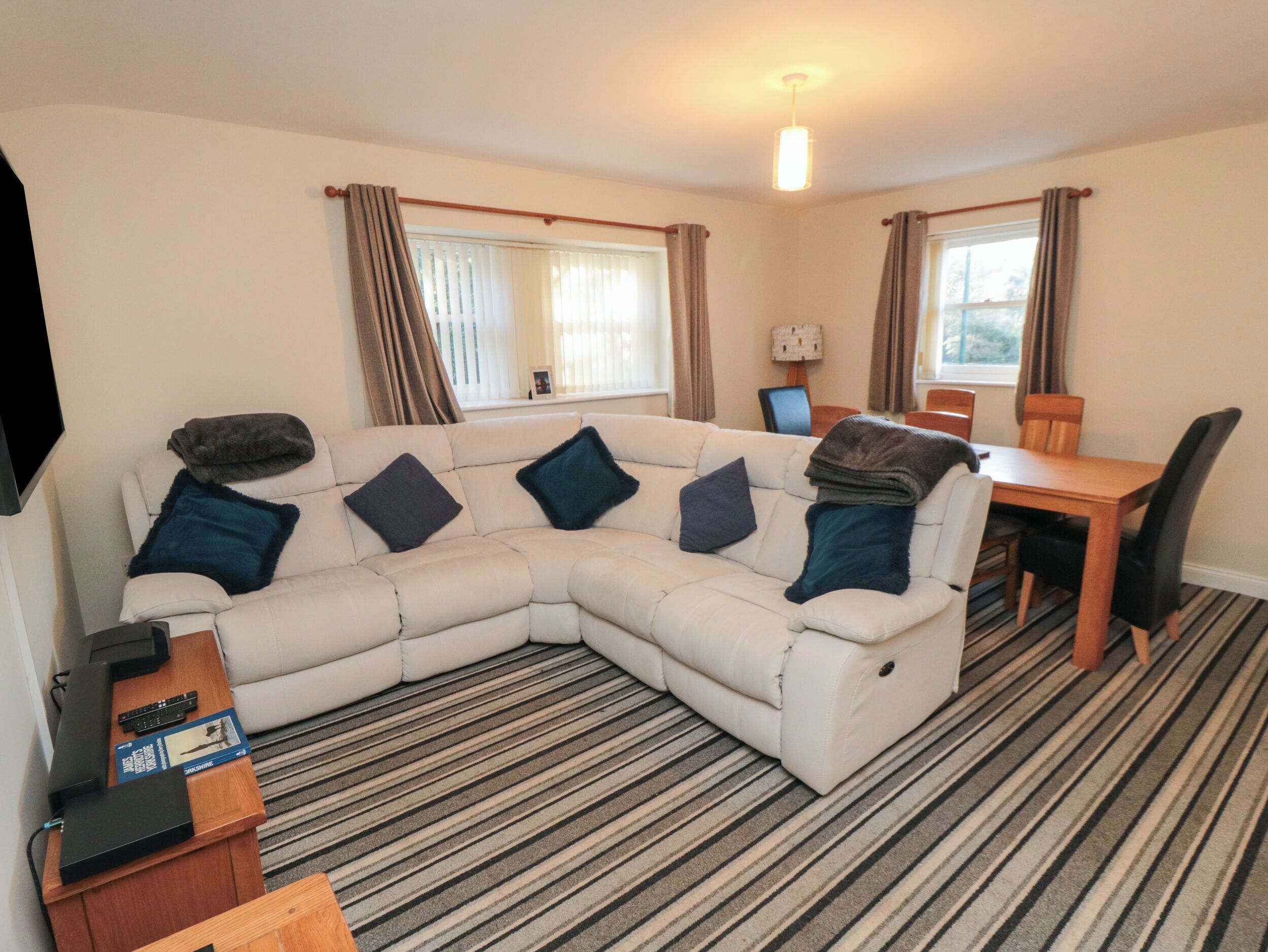 1 Old Dairy, Pet Friendly In Loftus - Runswick Bay