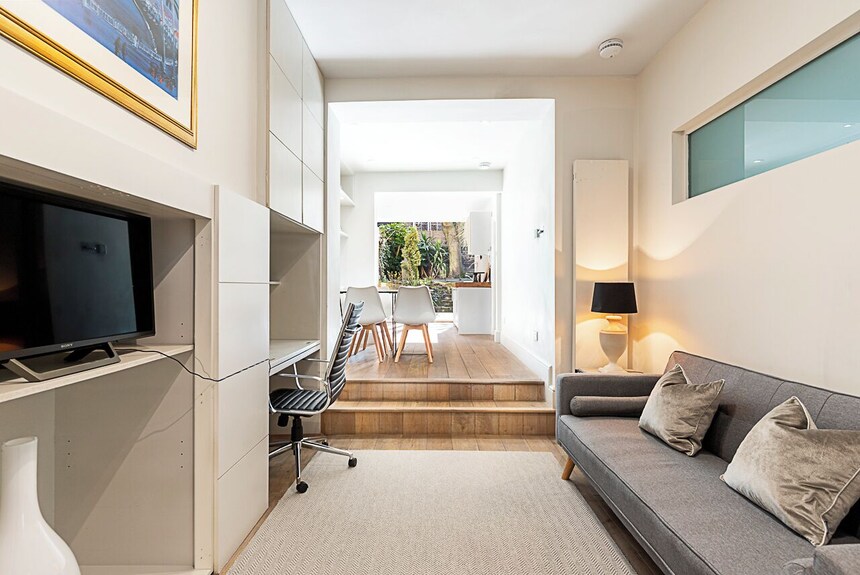 Spacious 3-bedroom Garden Apartment In Charming Brackenbury Village, London - Londres