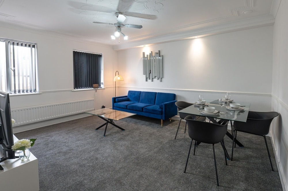 2-bedroom- Stoke-on-trent-sleeps 5-petsok - Stoke-on-Trent
