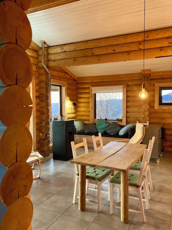 Cozy Accommodation With Hot Tub With Panoramic Views Of Mountain And Valley - Portugal