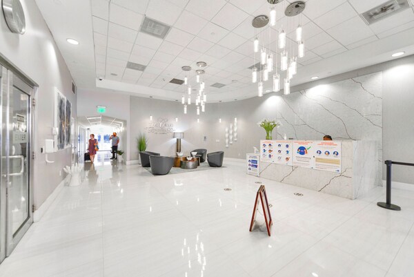 Sky High 31st Floor Condo W Parking - Miami Seaquarium, Key Biscayne
