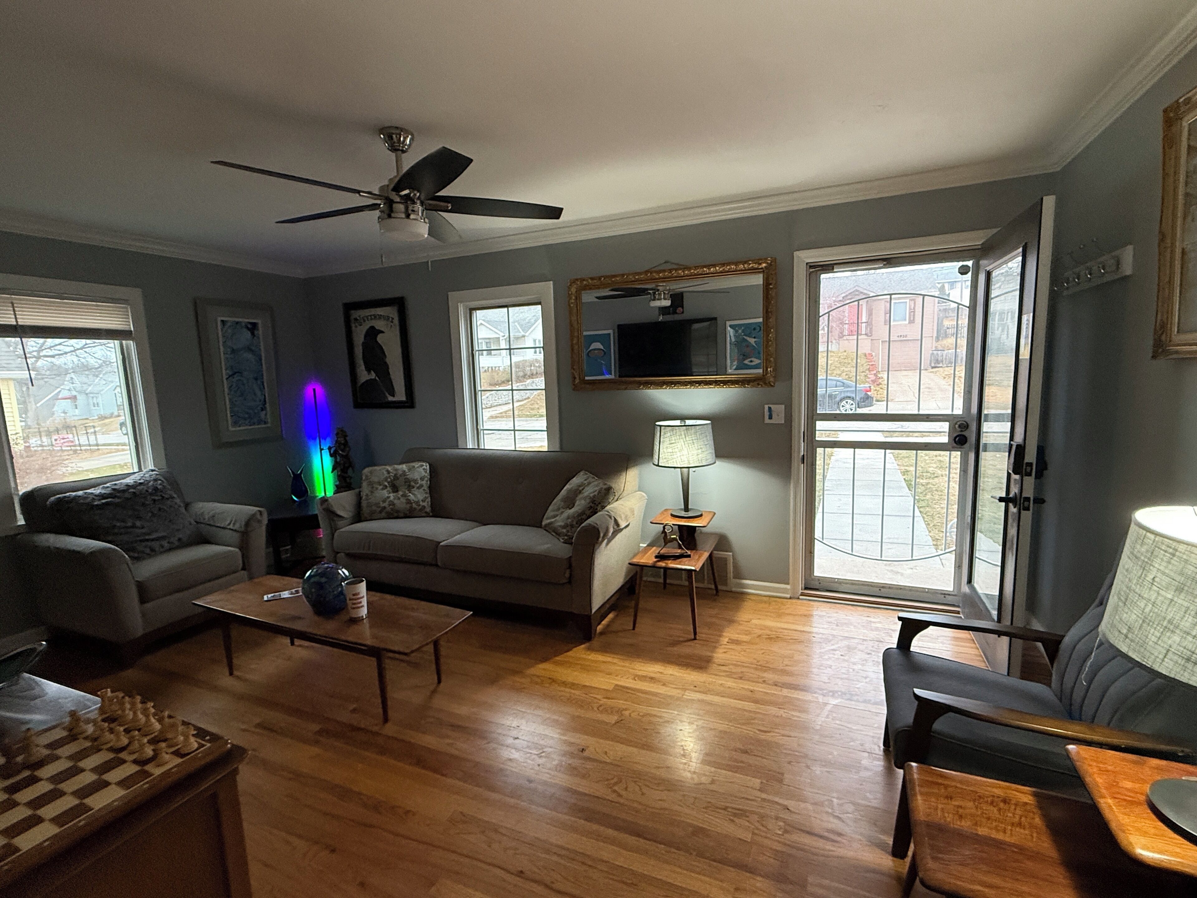 Mid Century Modern Retreat In The Heart Of Central Omaha - Council Bluffs, IA