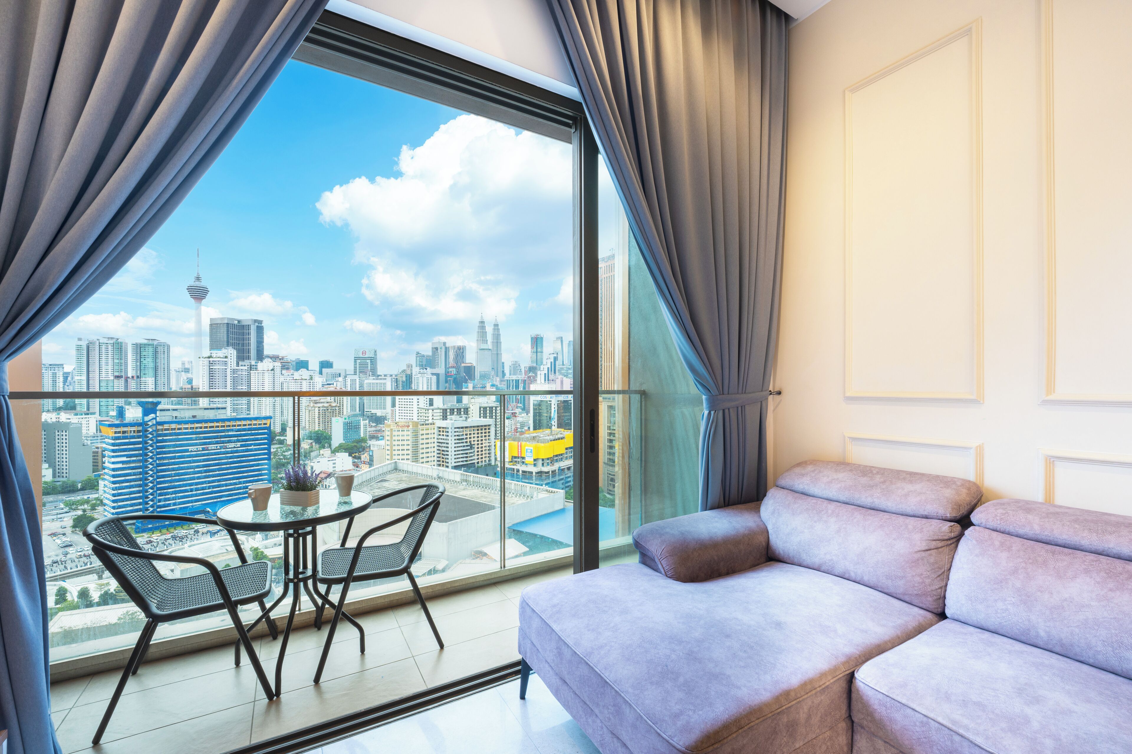 Premium Two-Bedroom Apartment with balcony | Varanda