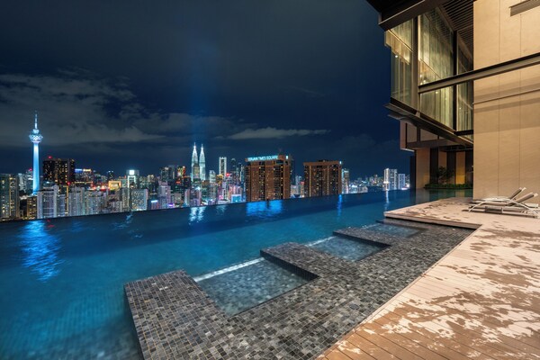 Harmony Luxury Suites At Lucentia Bbcc - Kuala Lumpur